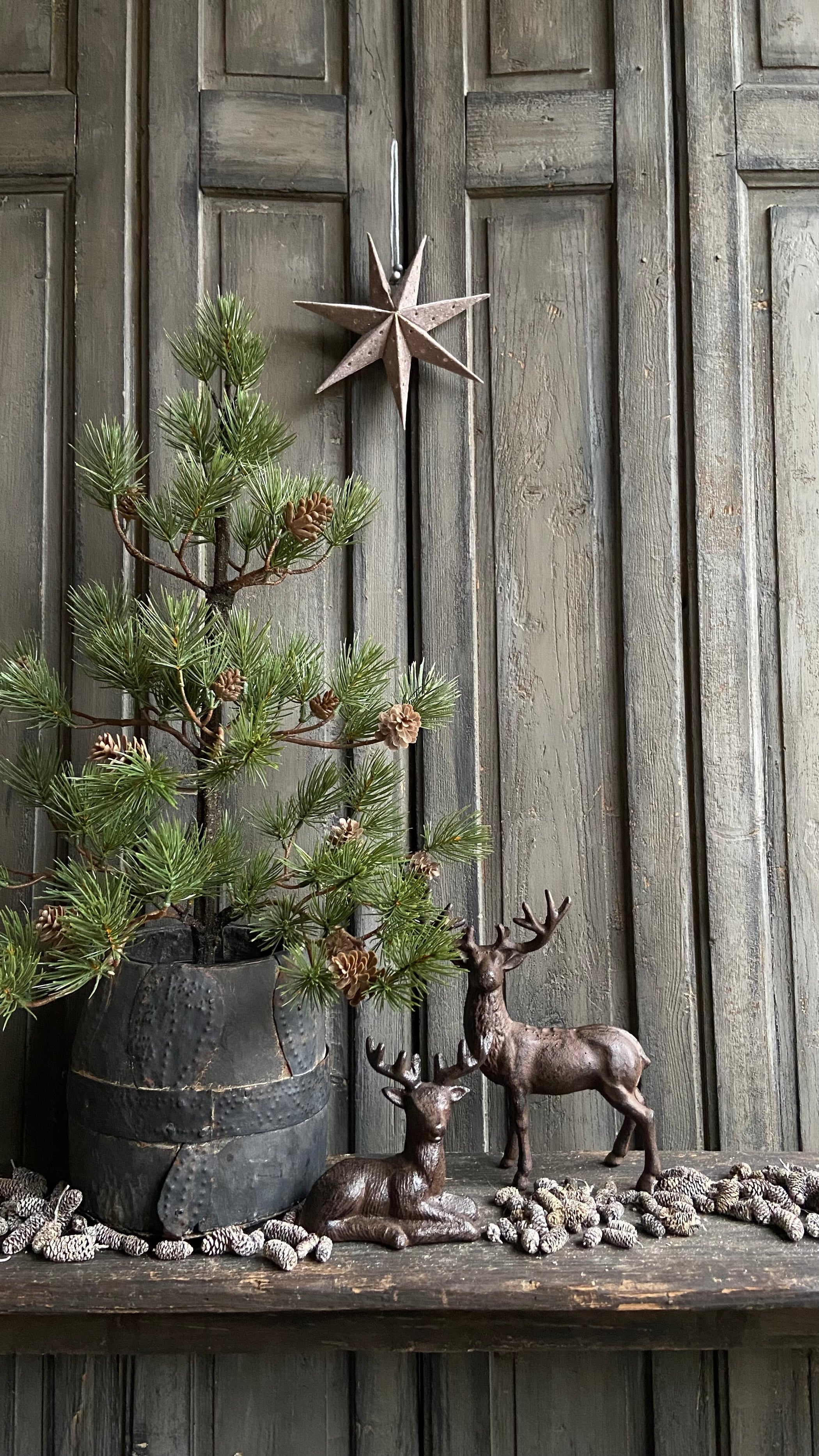 Hert liggend – Oud en Stoer Woonaccessoires